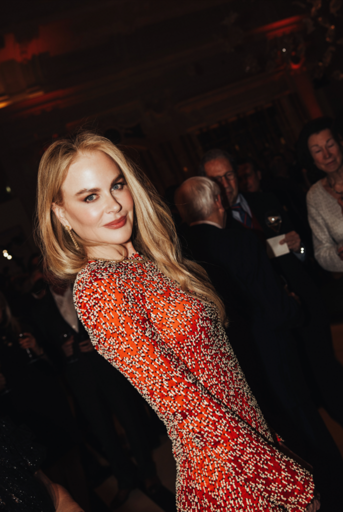 Aos 58 anos, Nicole Kidman surge deslumbrante em Paris - Glamurama