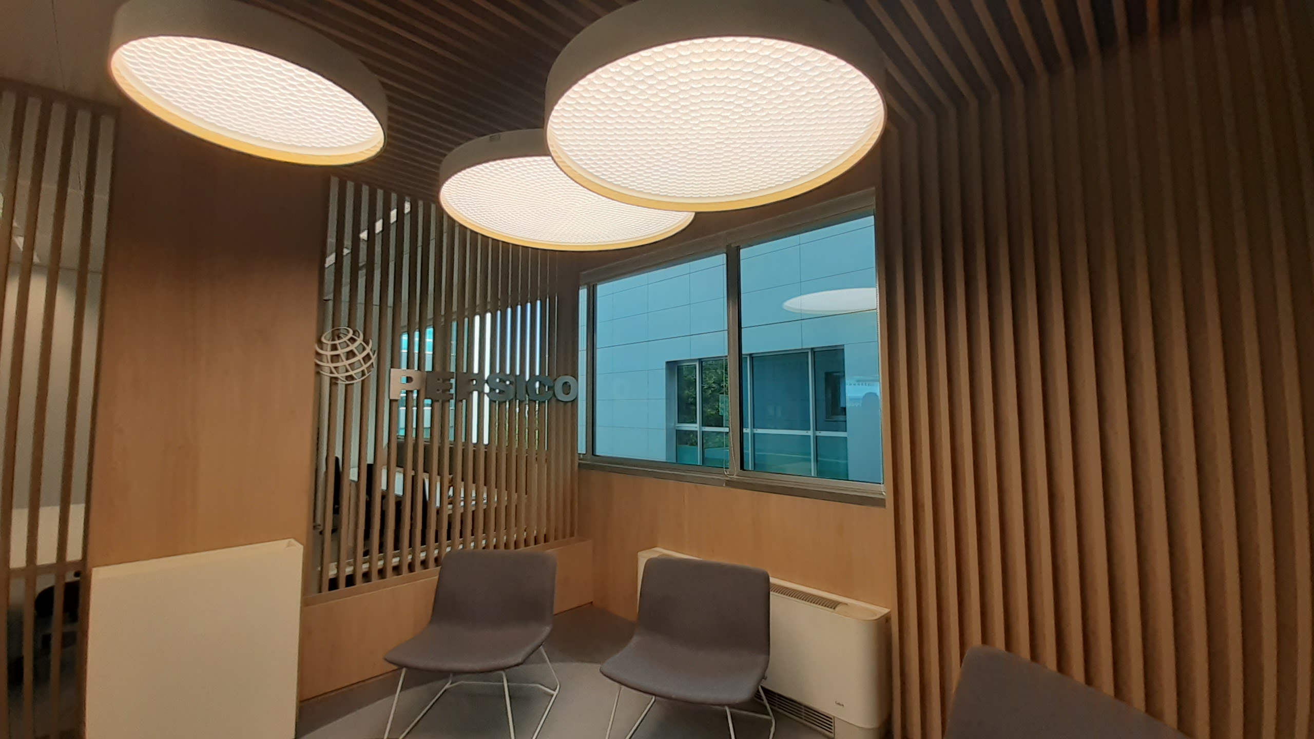 A Evolução dos Ambientes de Trabalho em 2024: Transformação para uma ...