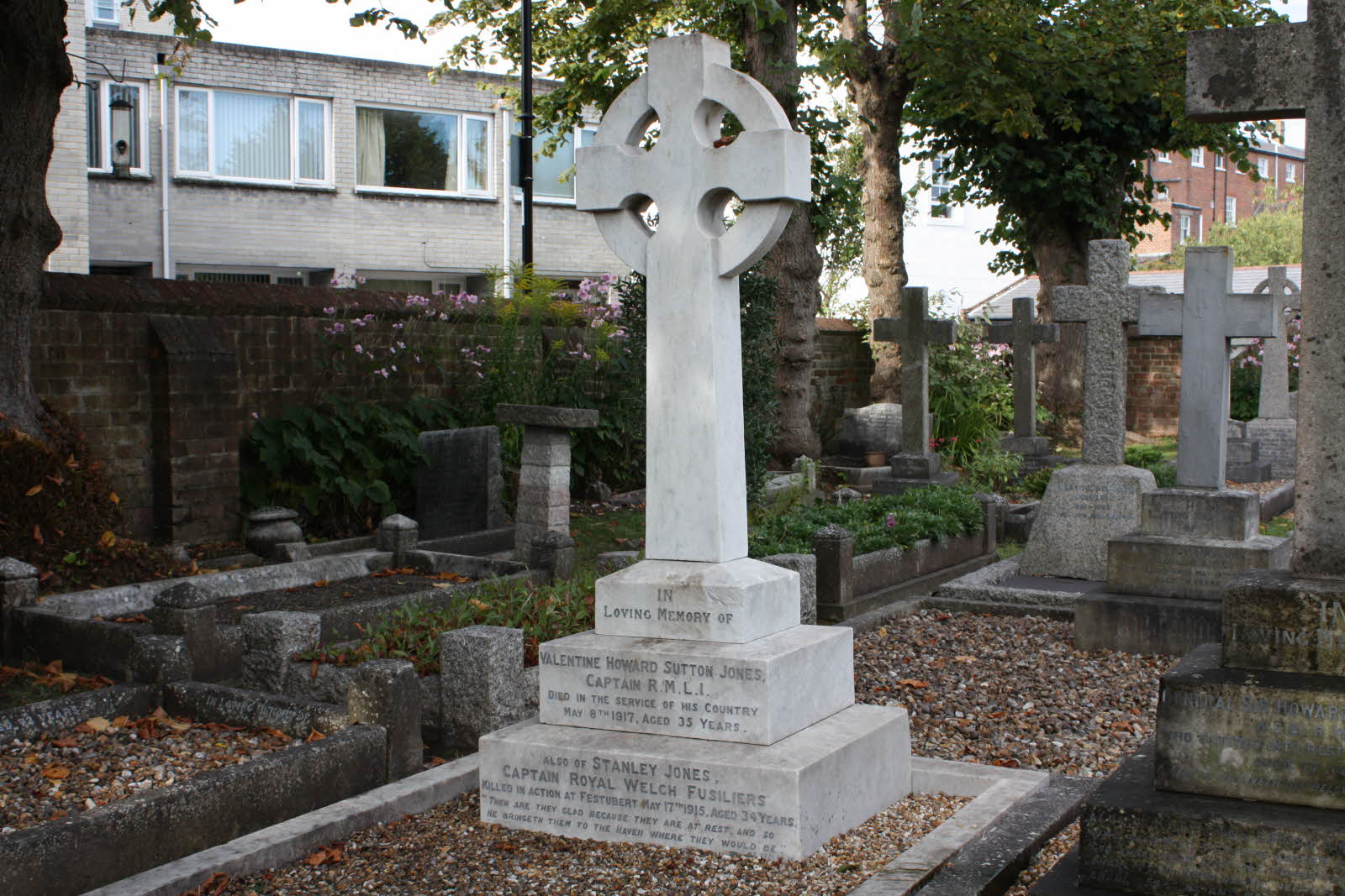 Grave of Valentine Howard Sutton Jones
