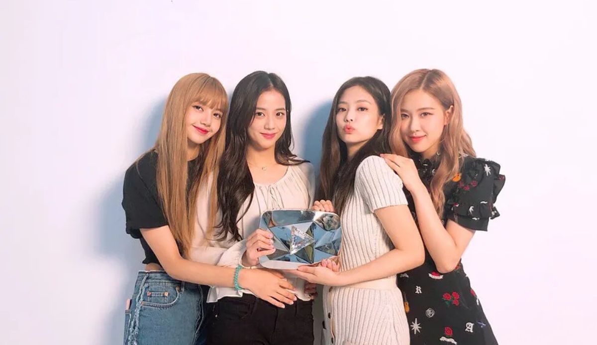 Comeback do BLACKPINK: YG confirma lançamento de álbum para 2026 ...