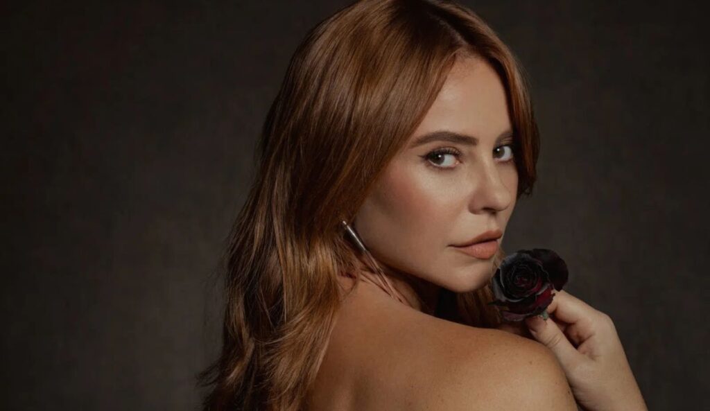 "A Estranha na Cama": Netflix anuncia novo filme com Paolla Oliveira ...