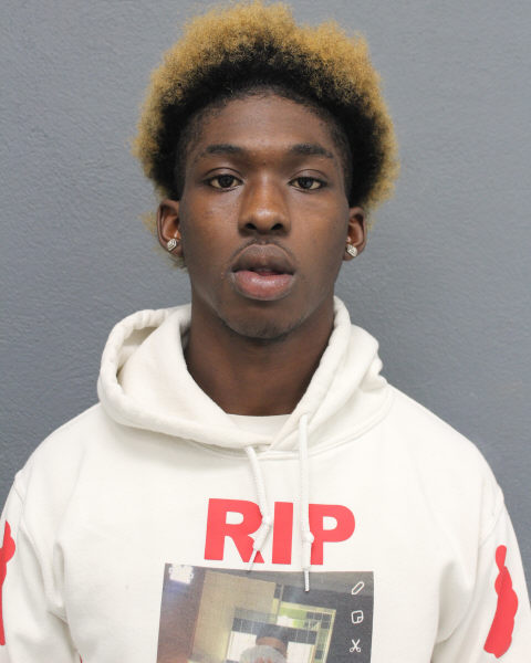 Davis, Diamonte Devon - WV MetroNews