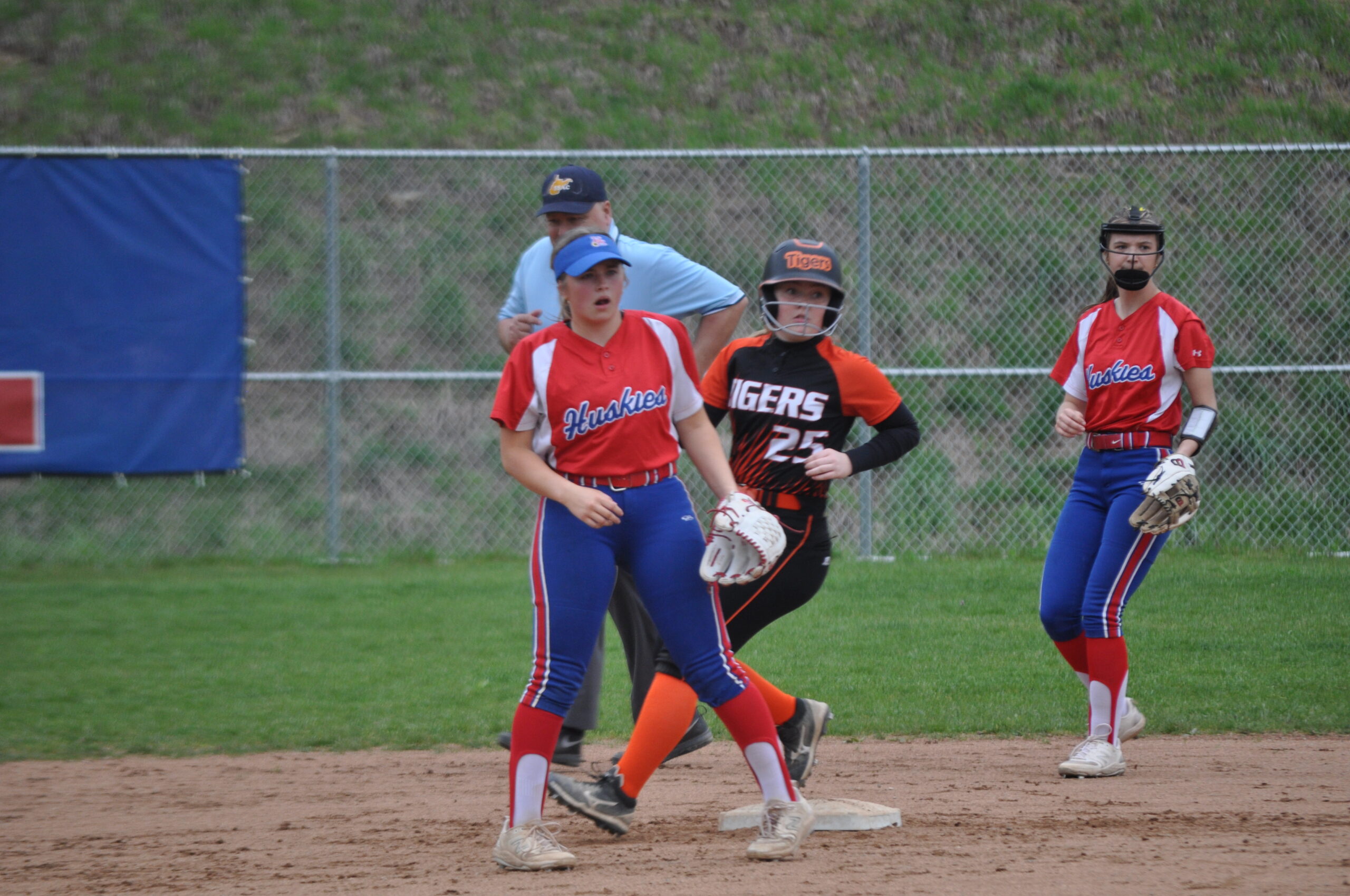 Varney's dominance allows Herbert Hoover to hand Chapmanville first ...