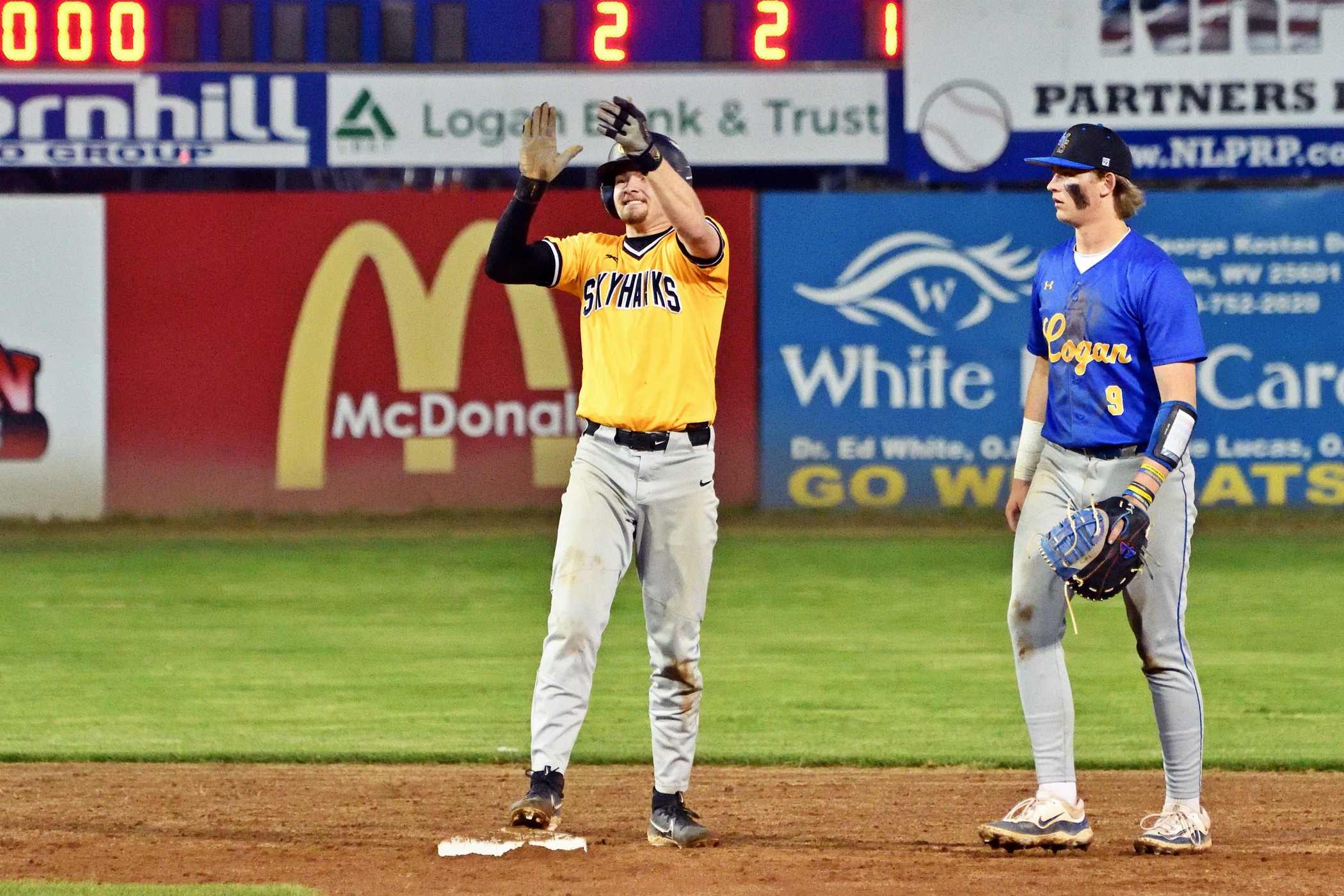 Photo gallery: Logan defeats Scott, 3-2 - WV MetroNews