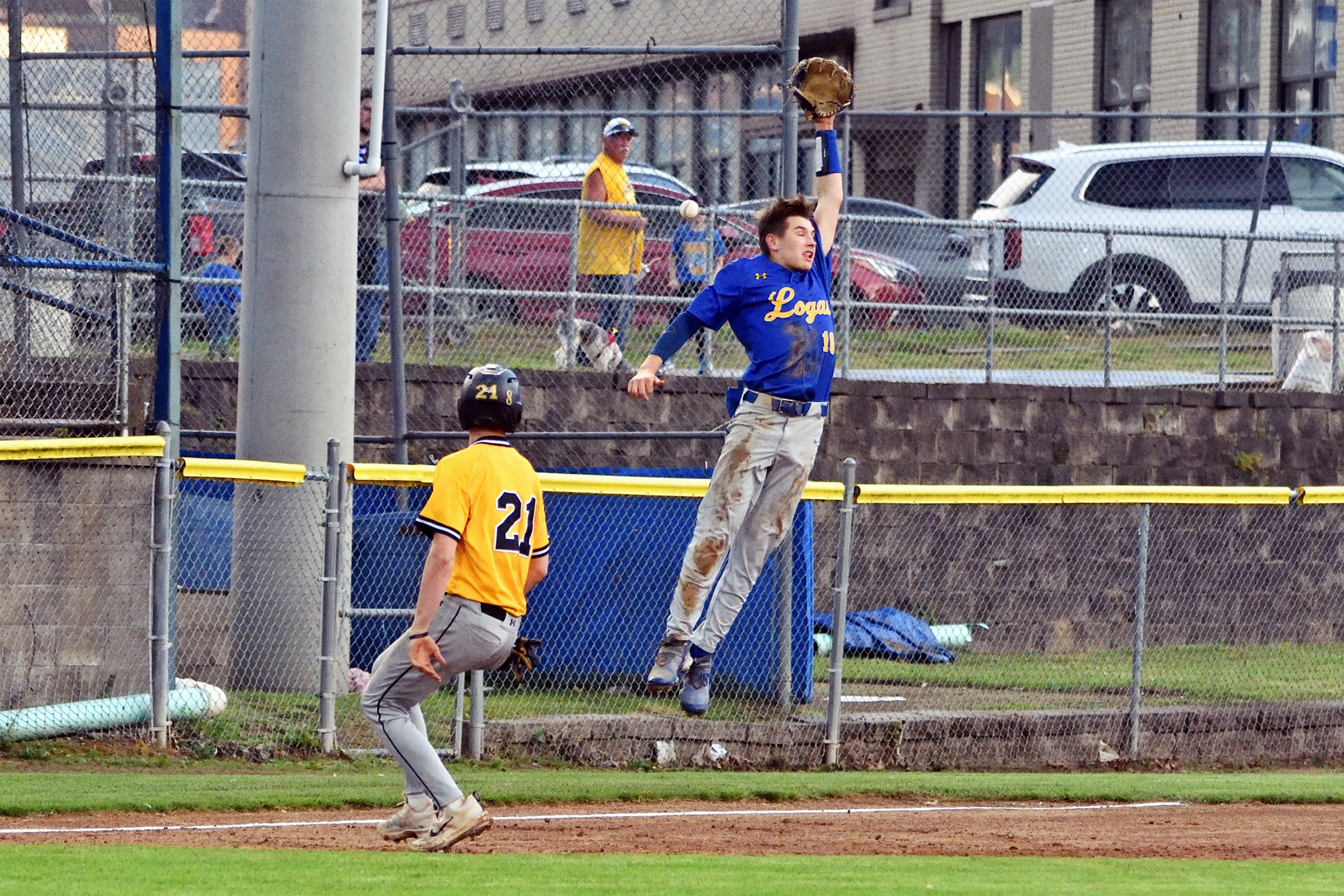 Photo gallery: Logan defeats Scott, 3-2 - WV MetroNews