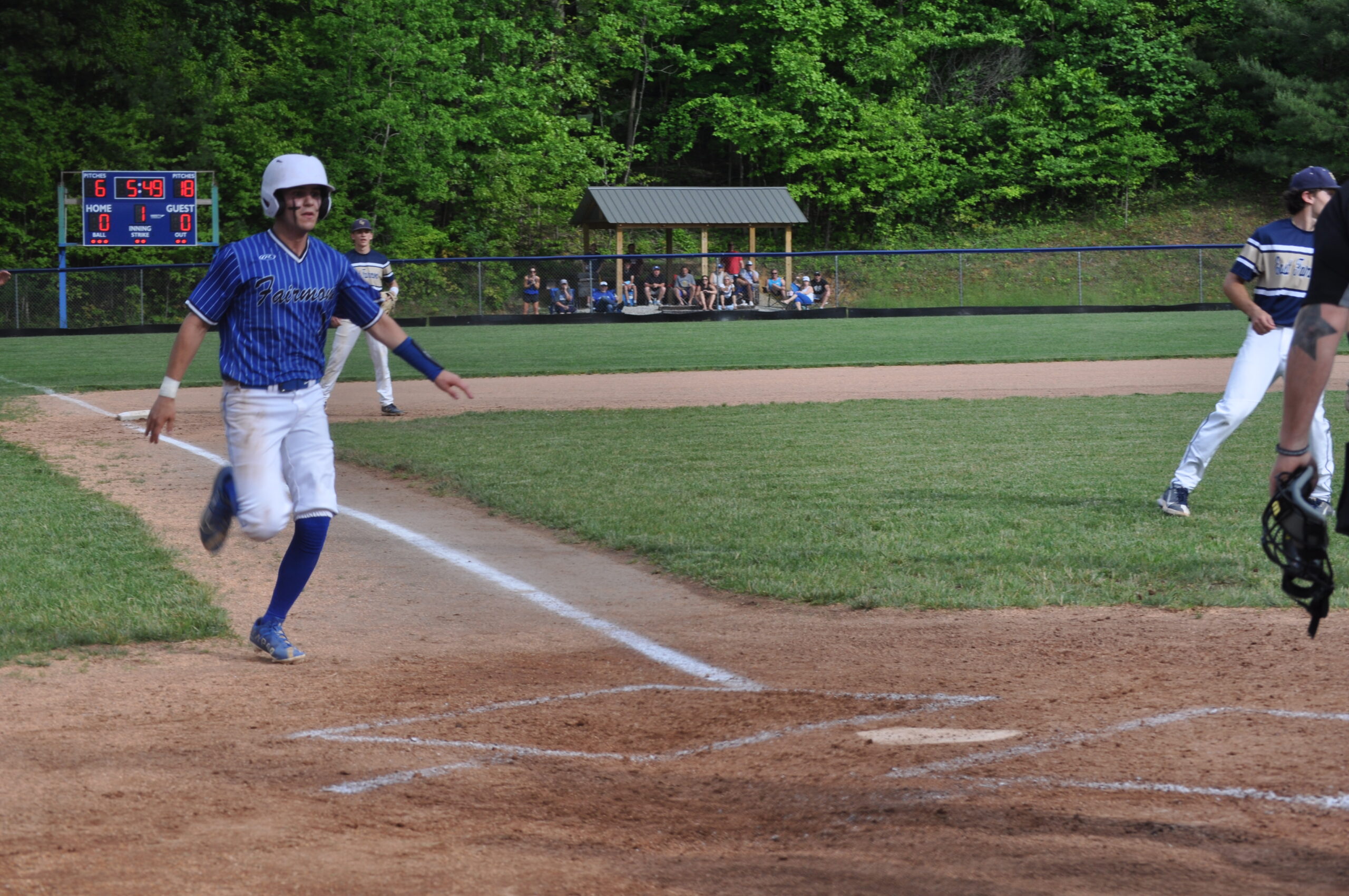 Music to the ears: East Fairmont pitcher goes the distance, Bees ...