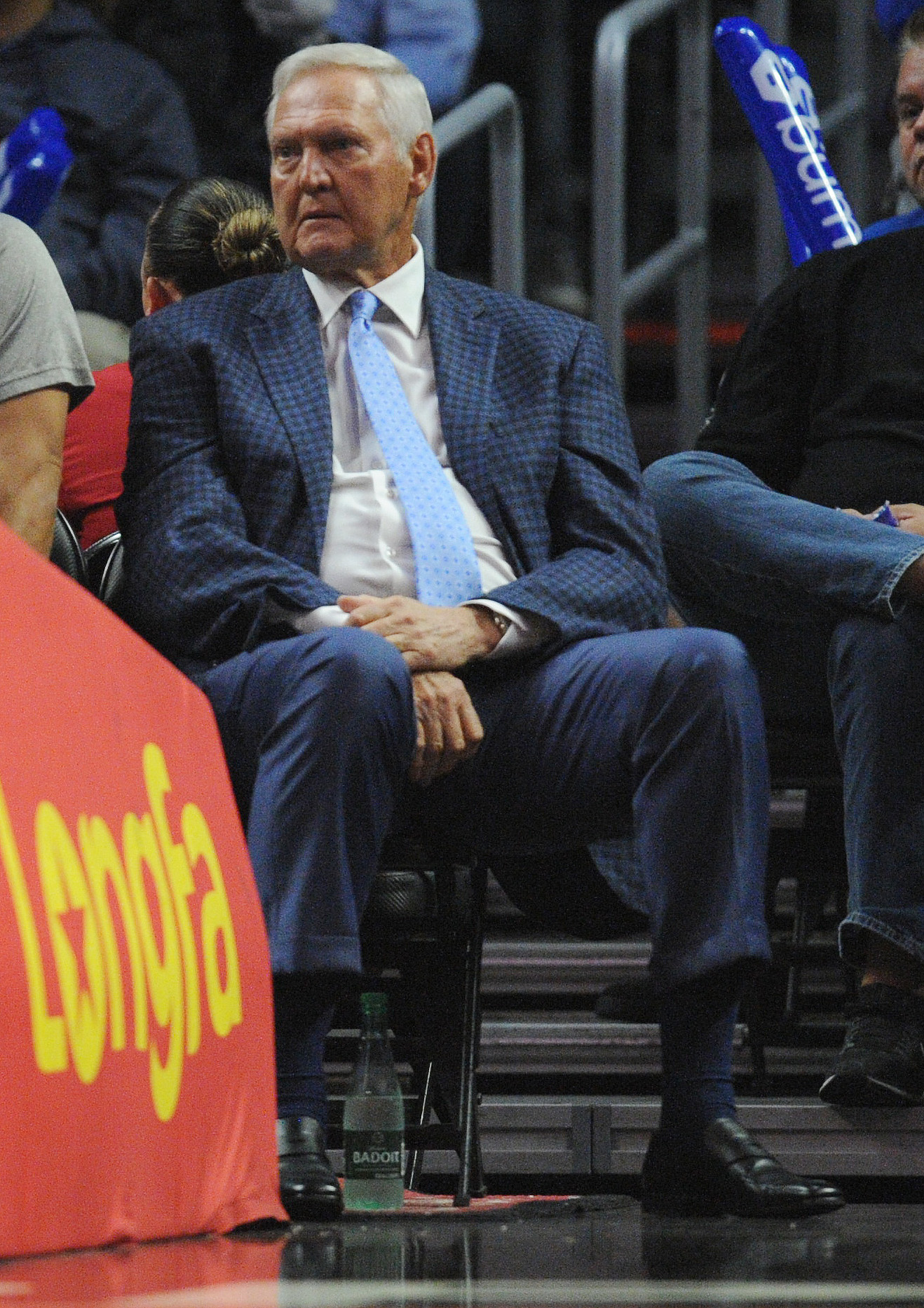 The world of basketball commemorates the life and career of Jerry West ...