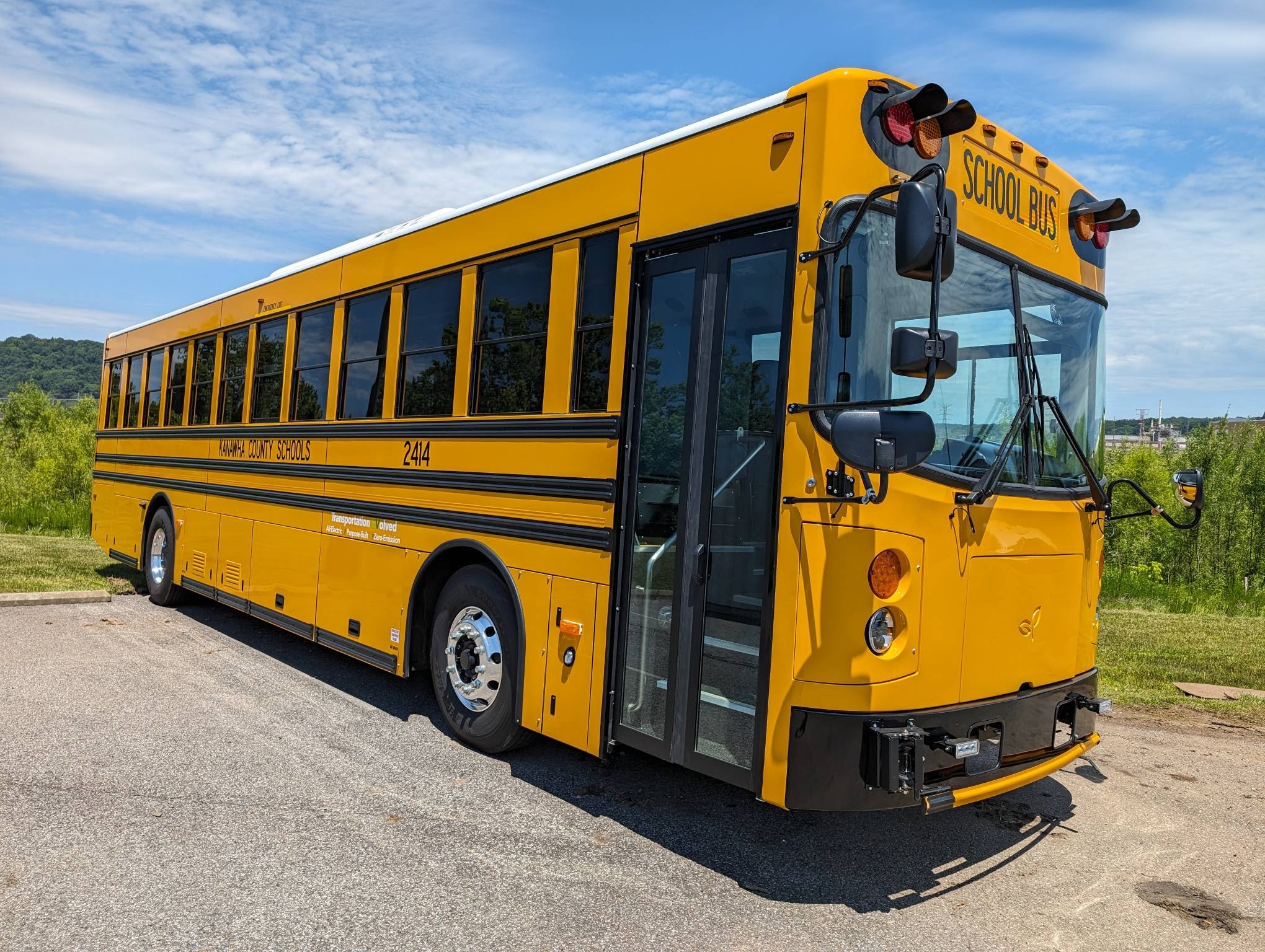 Kanawha_County_electric_bus_2 - WV MetroNews