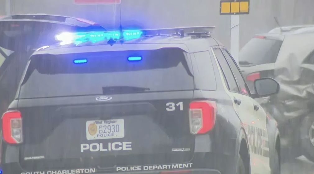 One person dead, driver in custody following Corridor G crash in South ...