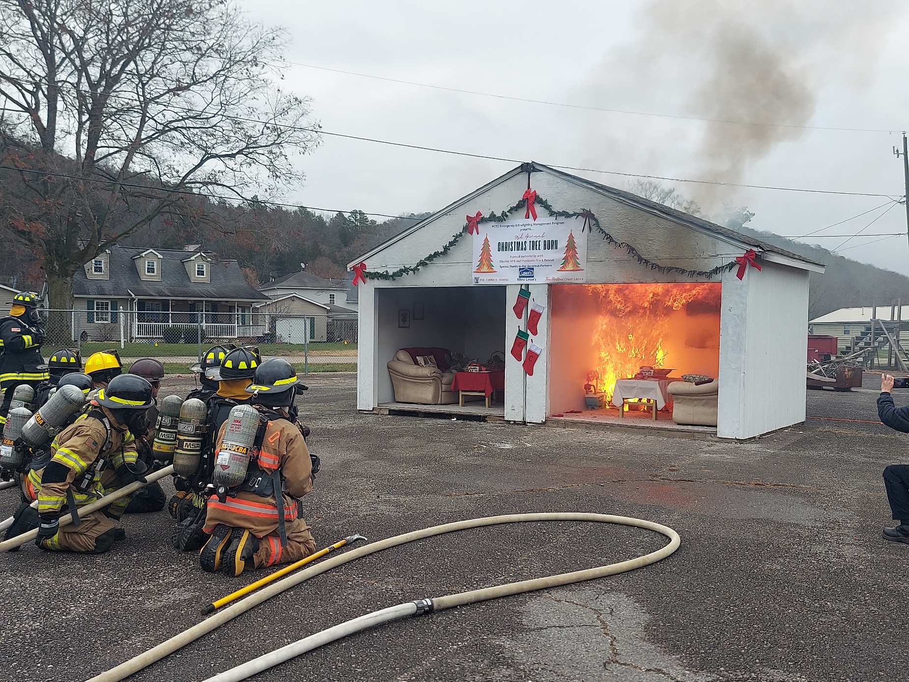 Putnam Career Center fire management services class takes part in live ...
