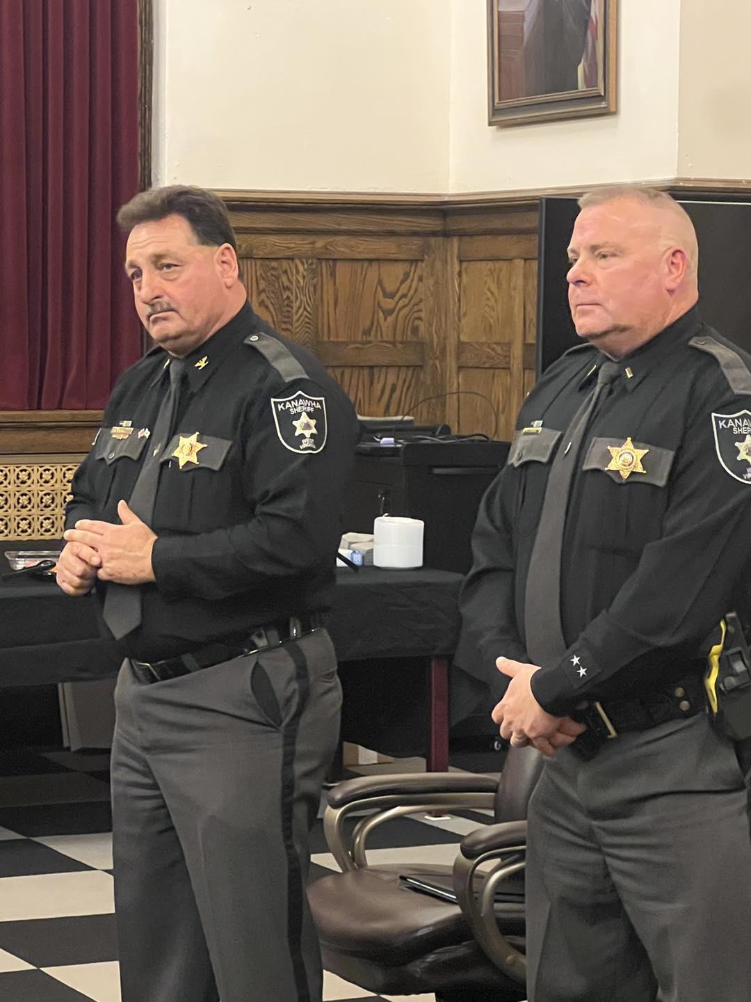 Kanawha County's new Sheriff and Chief Deputy sworn in Thursday - WV ...