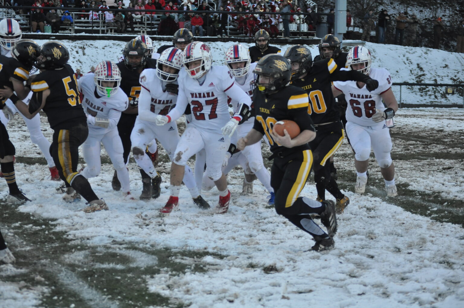 Wahama overcomes elements, reaches Class A final with 29-6 victory at ...