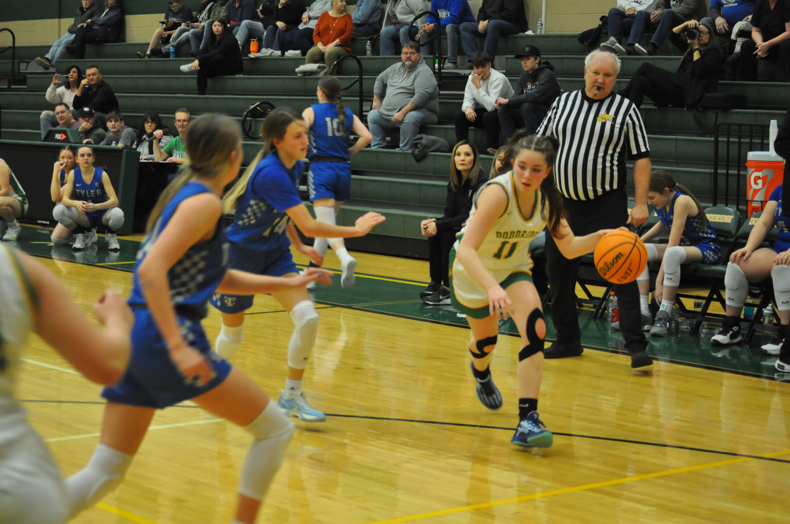 Dominant third quarter helps Doddridge defeat Tyler Consolidated, 64-50 ...