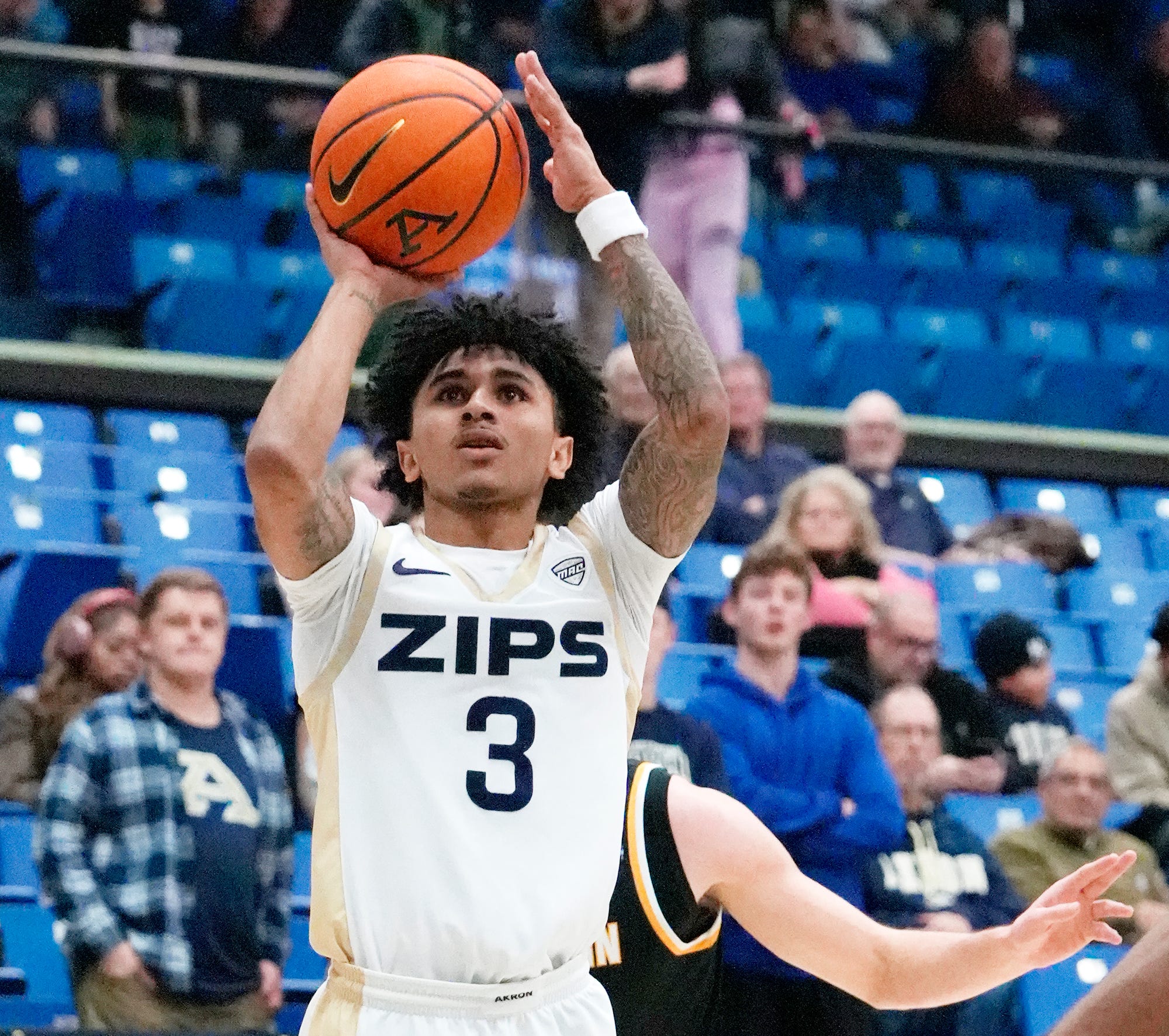 Morgantown's Sharron Young 'enjoying the moment' in freshman season at ...