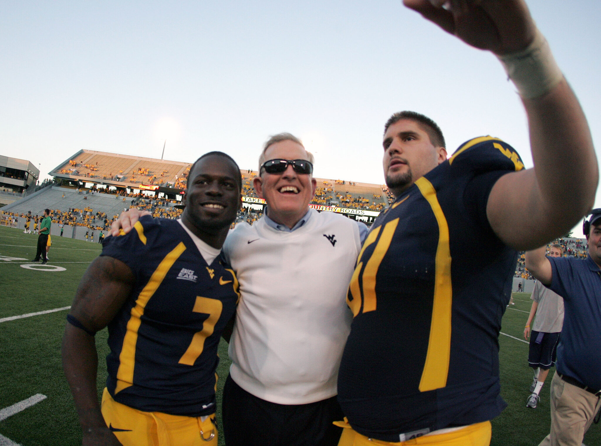Noel Devine to join WVU football staff as an offensive analyst - WV ...