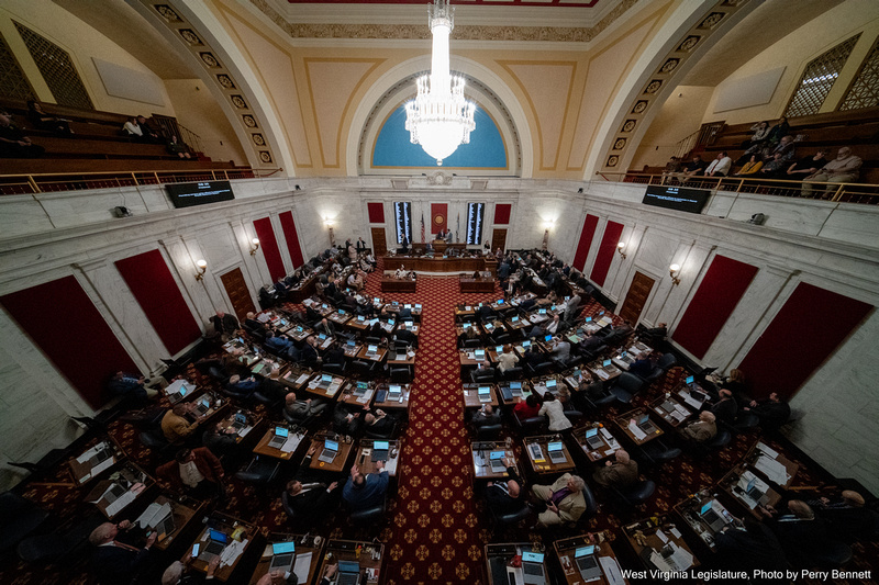 House passes bill requiring teachers to tell parents if students ...