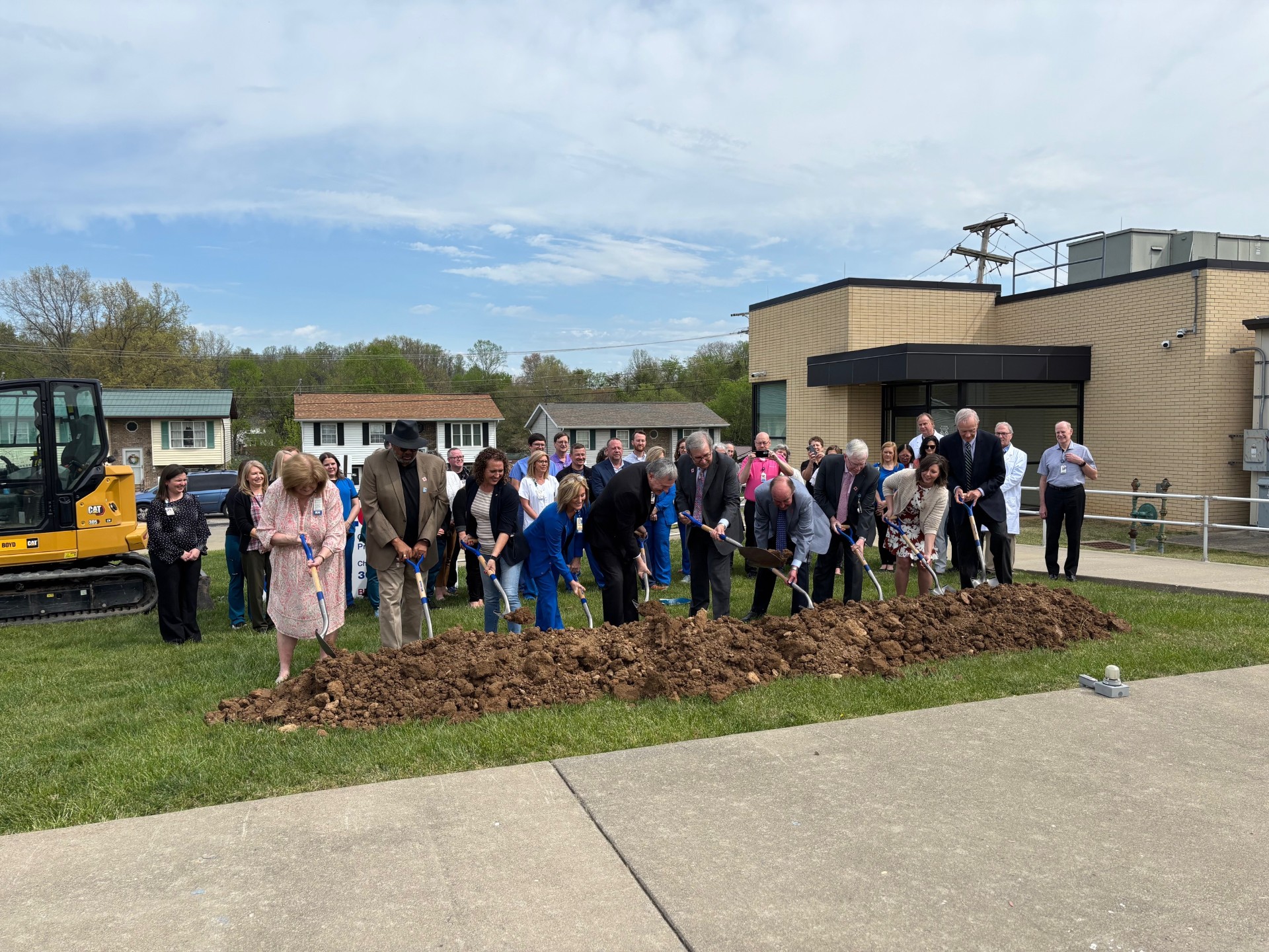 CAMC Teays Valley Hospital holds groundbreaking celebration for new ...