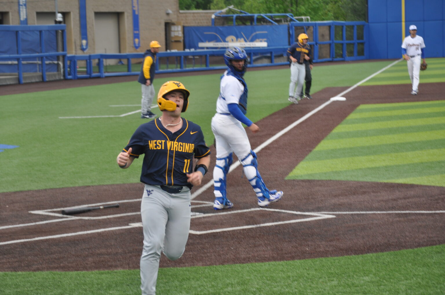 No. 12 West Virginia squanders four-run lead in 9th, falls 10-9 at Pitt ...
