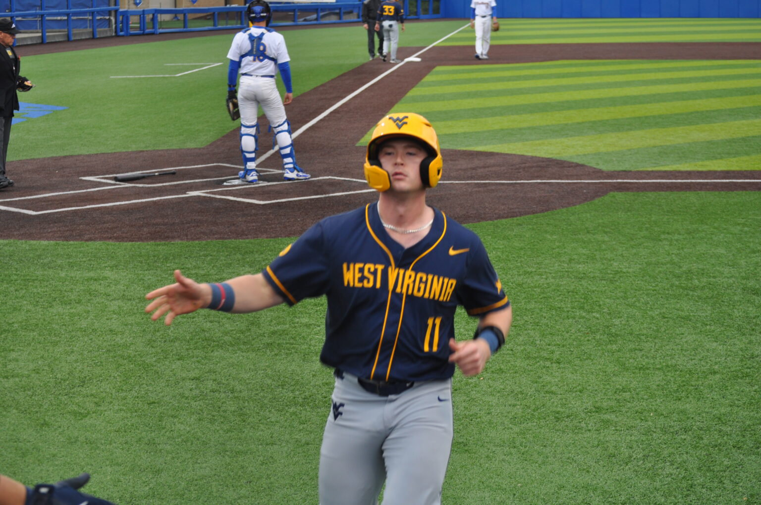 No. 12 West Virginia squanders four-run lead in 9th, falls 10-9 at Pitt ...