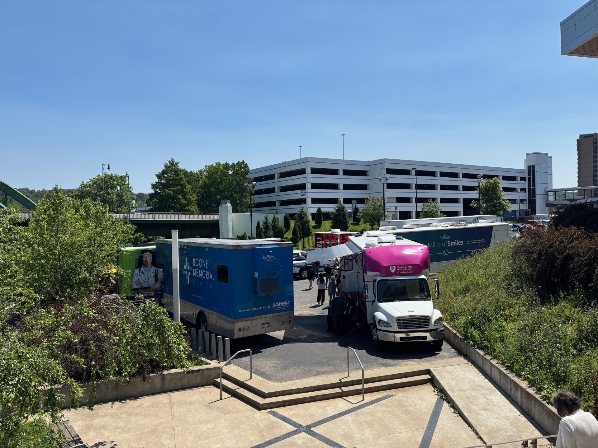 Mobile units - WV MetroNews