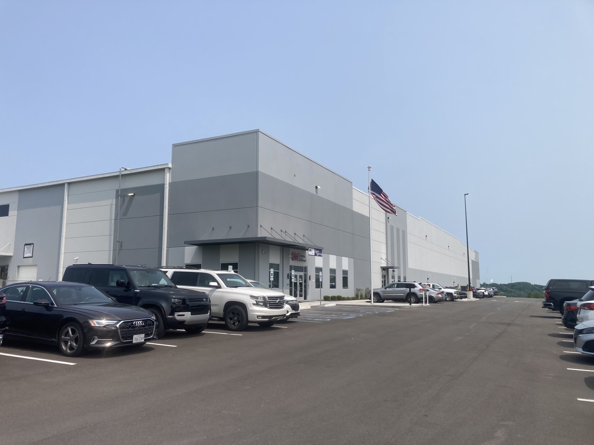 Owens & Minor logistics facility opens in Morgantown - WV MetroNews