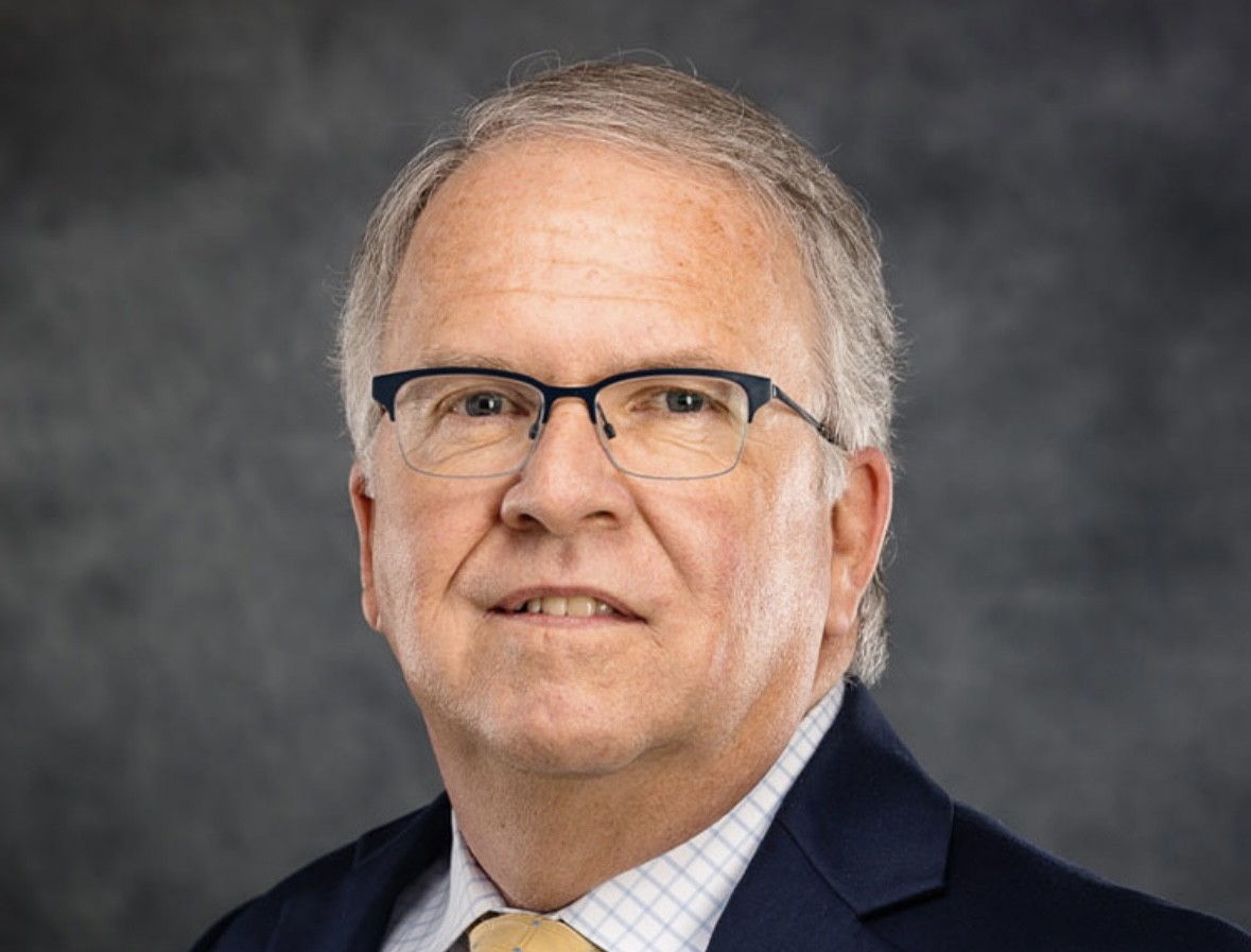 Charleston-based attorney arrested, accused of exposing himself to ...