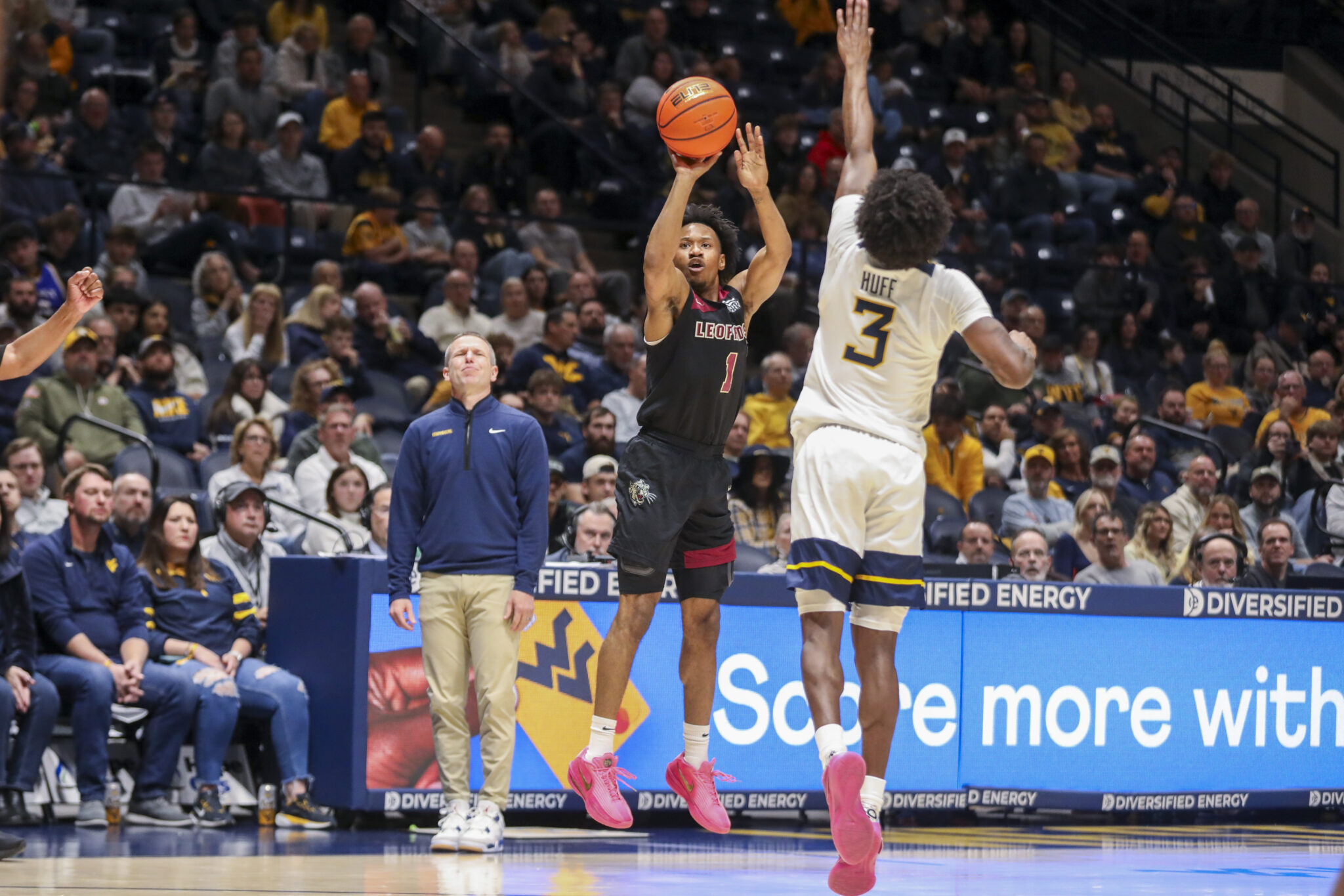 Thomas, Huff lead Mountaineers past Lafayette, 81-59 - WV MetroNews