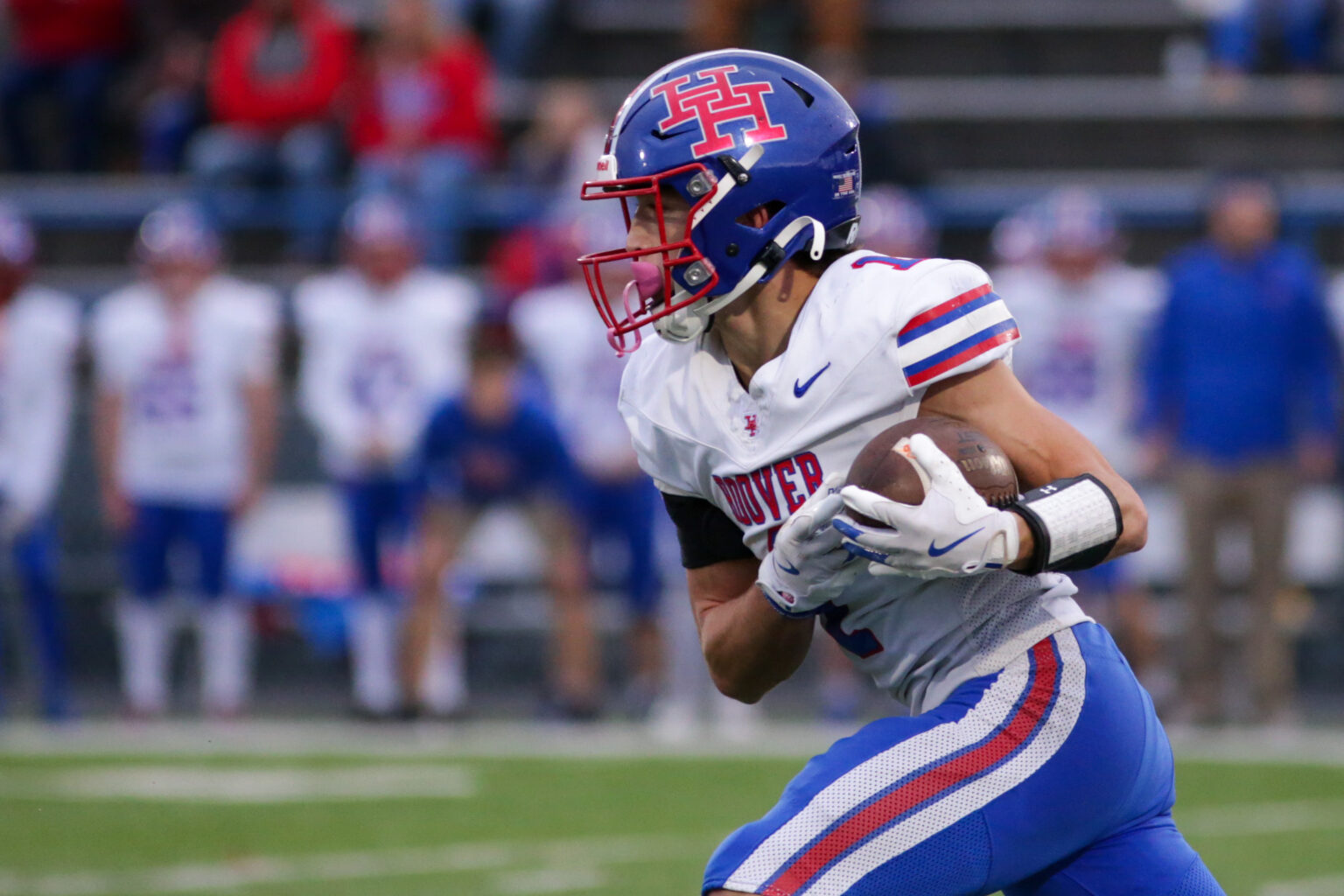 Photo gallery: Princeton holds off Herbert Hoover, 41-35 - WV MetroNews