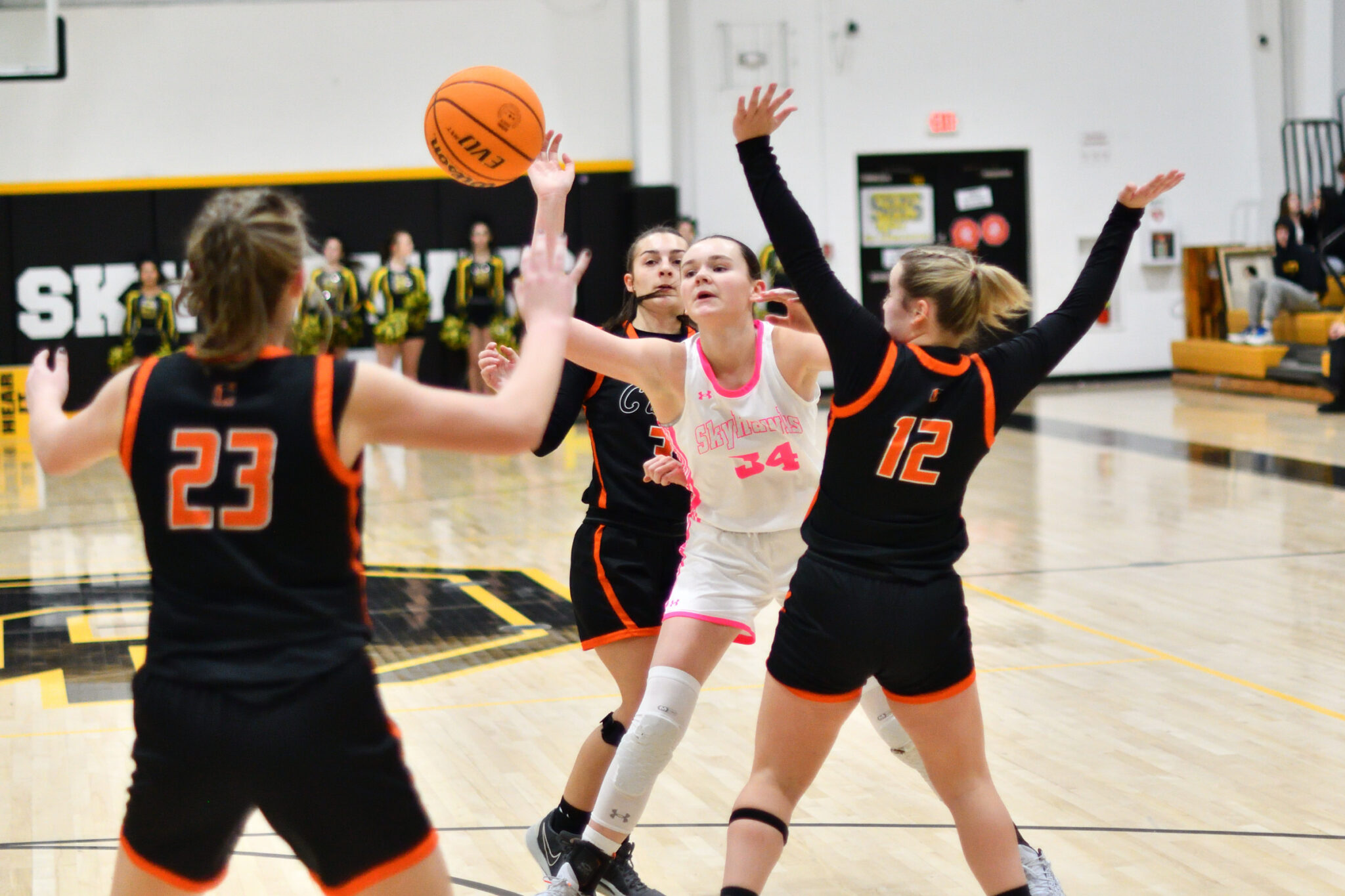 Photo gallery: Scott defeats Chapmanville, 51-49 - WV MetroNews