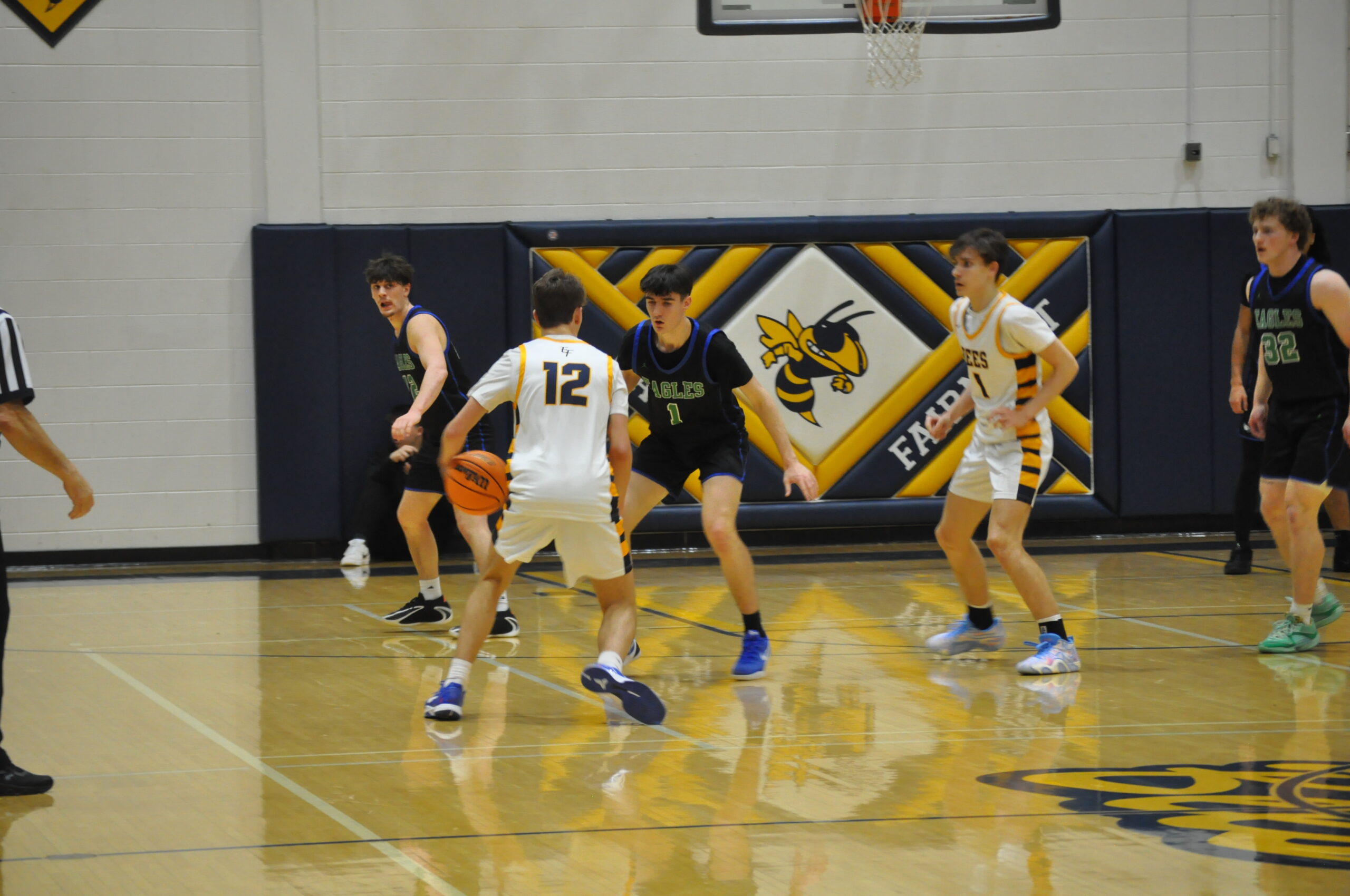 Late free throws from Brand lift Bees in 51-47 victory against Robert C. Byrd - WV MetroNews