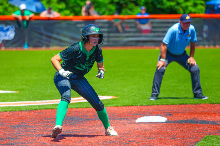 No quit, all grit: Winfield overcomes three-run deficit to defeat John ...